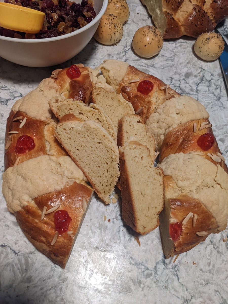 The Seventh Bread of Christmas: Rosca De Reyes (Mexican 3 Kings Bread ...